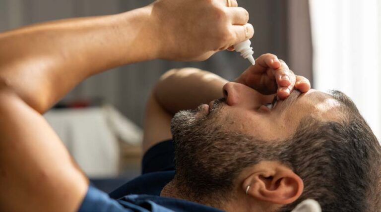 First-aid Care: Eye Injuries | WorkCare
